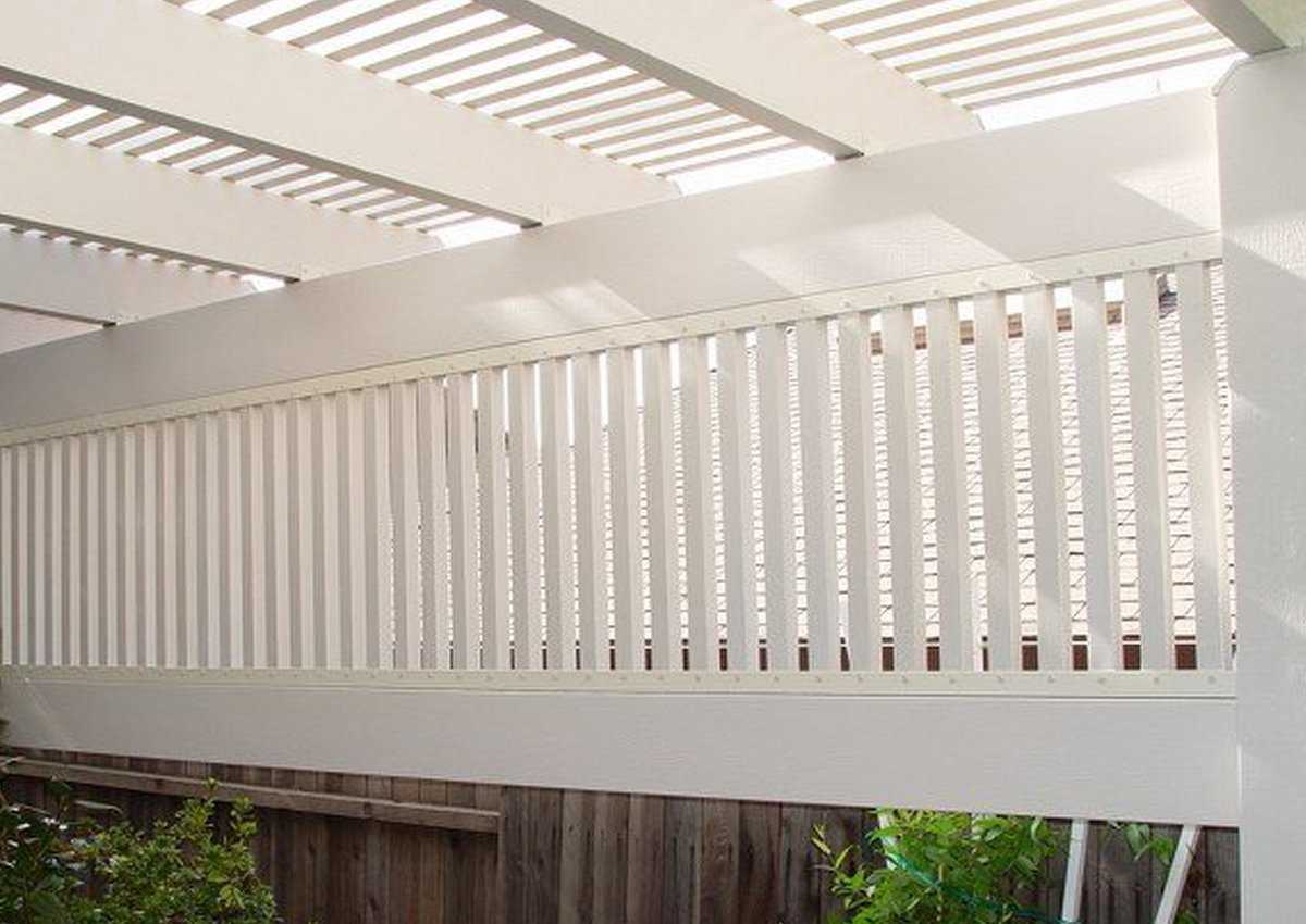 Privacy Walls for Outdoor Comfort | West Coast Awnings